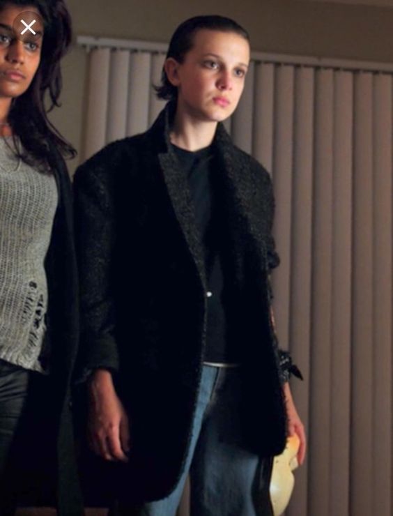 10 TIMES WE WANTED ELEVEN'S OUTFITS FROM STRANGER THINGS - Nostalchicks