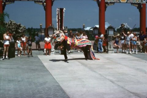 22 THROWBACK IMAGES AT DISNEY WORLDS EPCOT - Nostalchicks