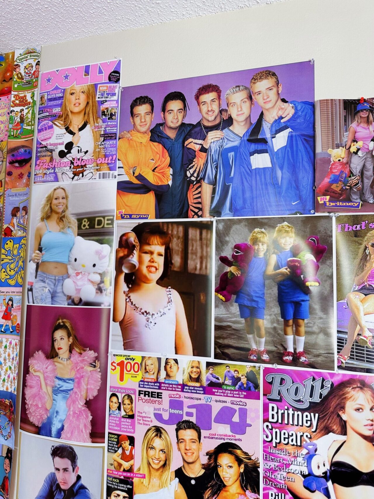 MY Y2K ROOM TOUR - Nostalchicks