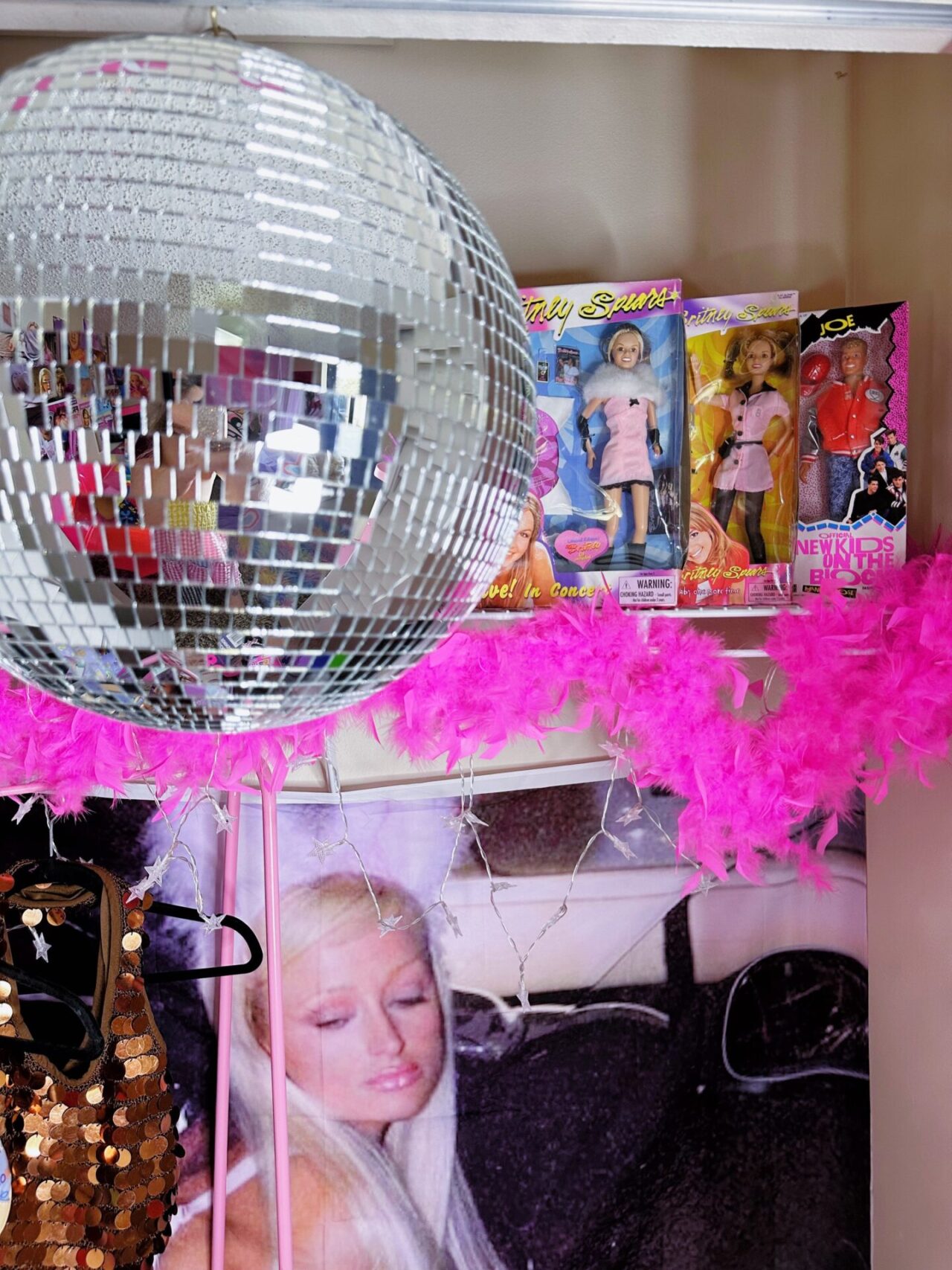 MY Y2K ROOM TOUR - Nostalchicks