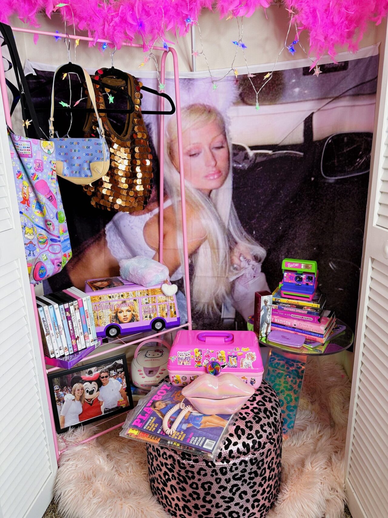 MY Y2K ROOM TOUR - Nostalchicks