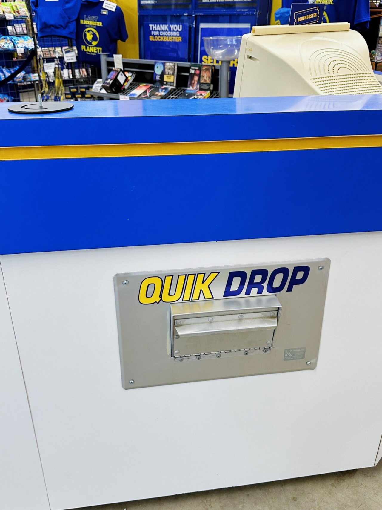 VISITING THE BLOCKBUSTER EXPERIENCE POP UP - Nostalchicks