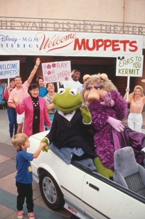 13 PHOTOS OF COOL CHARACTERS AT MGM STUDIOS - Nostalchicks