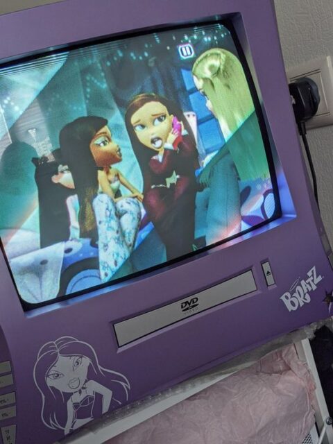 14 PIECES WE WANTED FOR OUR BRATZ ROOM - Nostalchicks