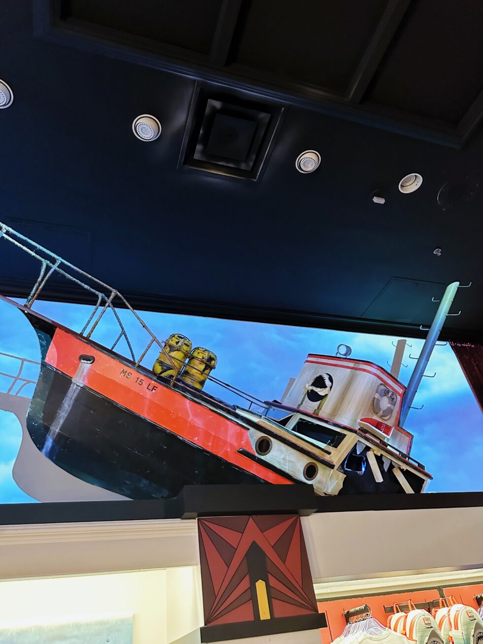 INSIDE UNIVERSAL STUDIOS TRIBUTE STORE SUMMER 2024 - Nostalchicks