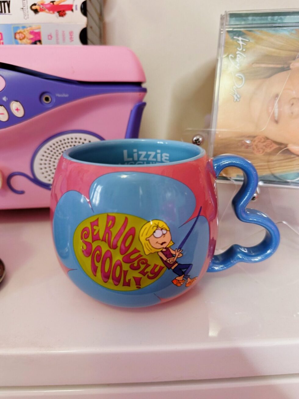 THE LIZZIE MCGUIRE MUG - Nostalchicks