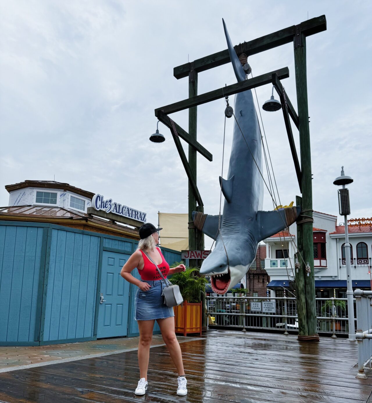 7 NOSTALGIC SHARK MEMORIES TO DIVE INTO - Nostalchicks