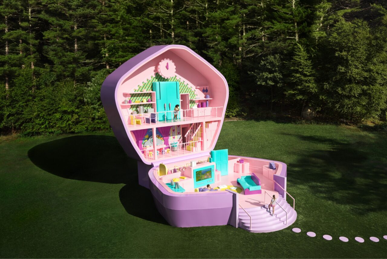 POLLY POCKET'S '90S-ERA COMPACT IS NOW LIFE-SIZED - Nostalchicks