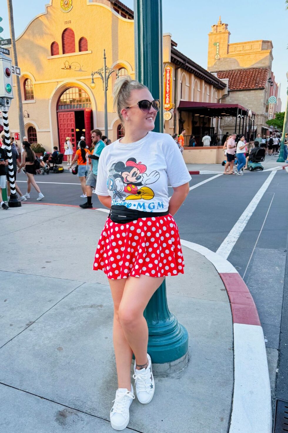 MGM STUDIOS FIT - Nostalchicks