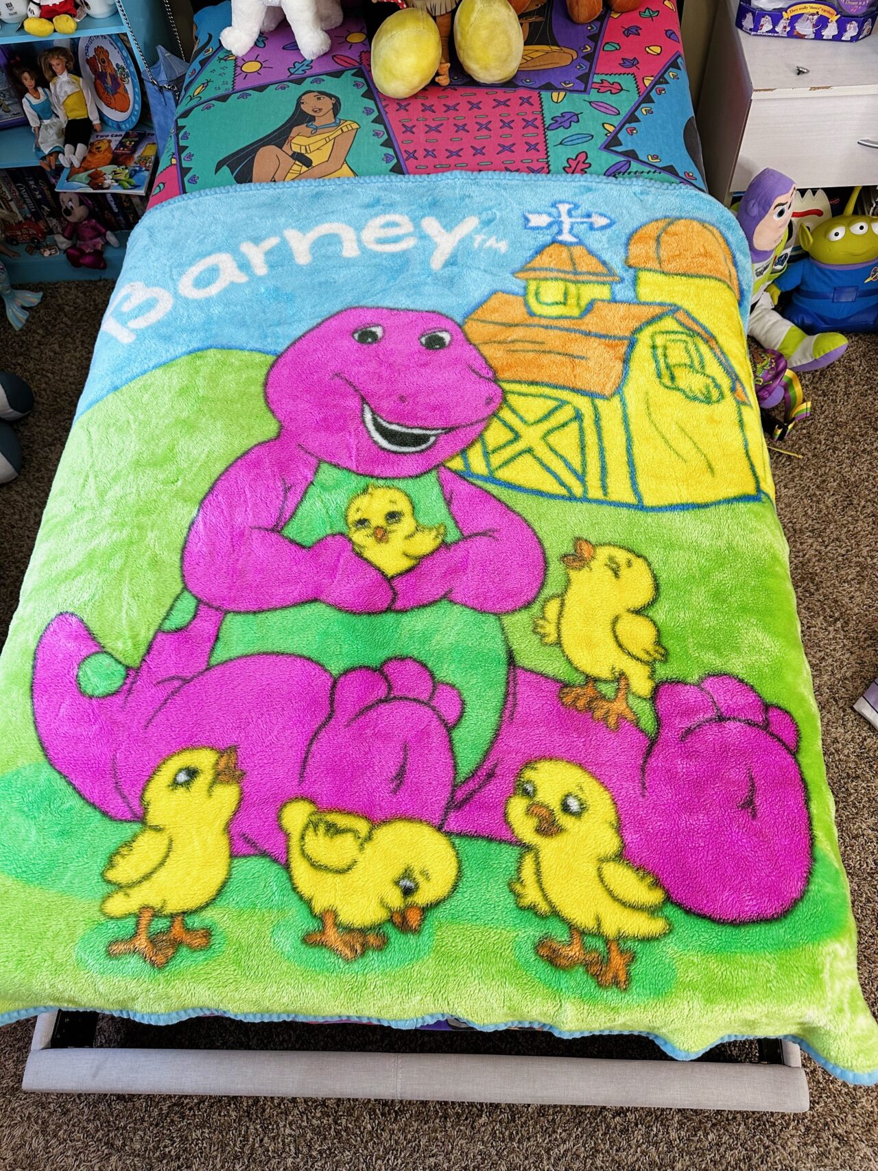 BARNEY NOSTALGIA - Nostalchicks